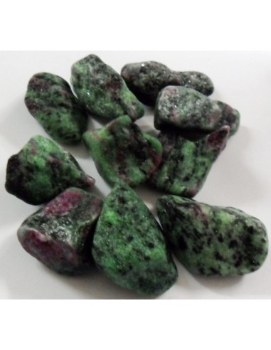 zoisite aux rubis pierre brute